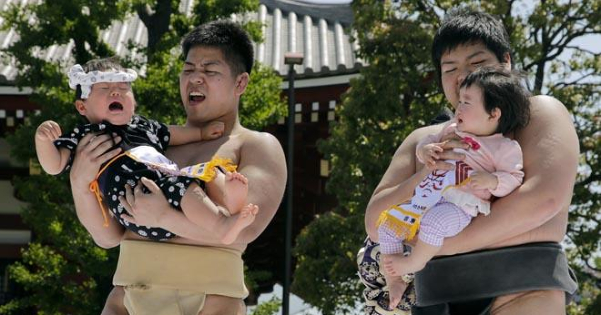CUATRO SIGLOS DE TRADICIÓN: Japón celebra el Naki Sumo, el festival de ...