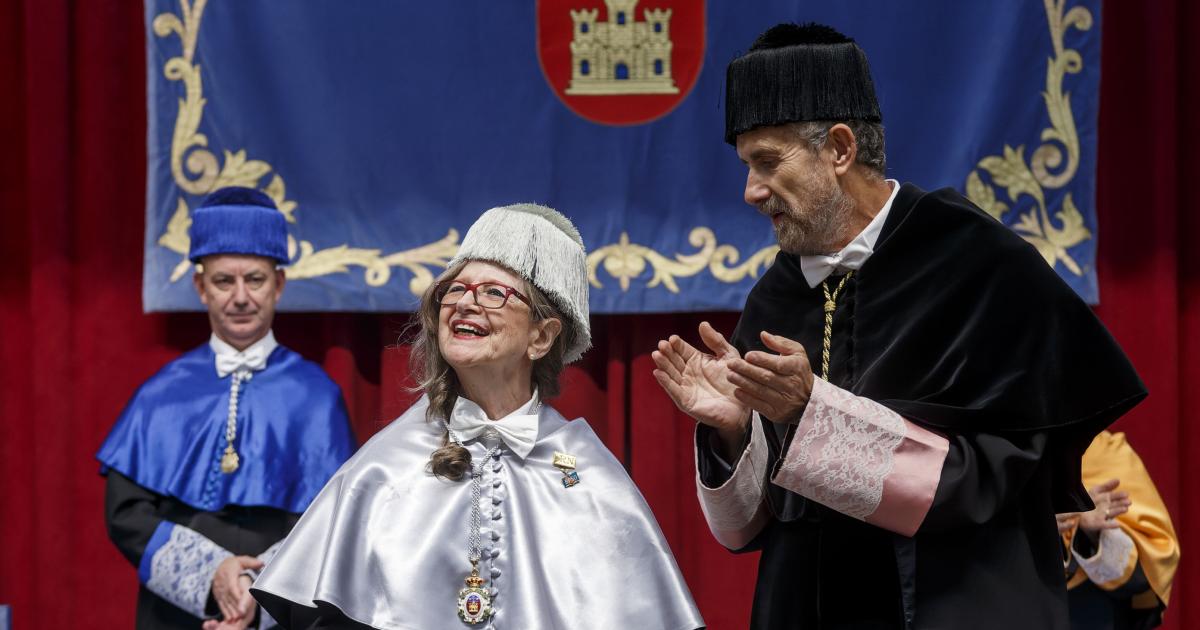La doctora honoris causa por la UBU Doris Grinspun ensalza a la enfermería como «agente del ...