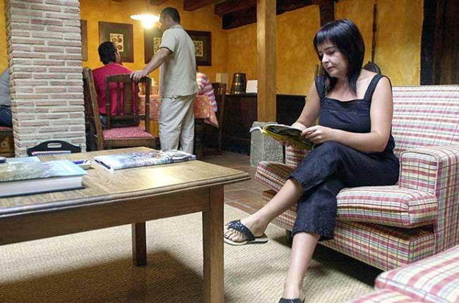 Los alojamientos rurales, «preocupados» por el incremento del coste de la luz y el gas