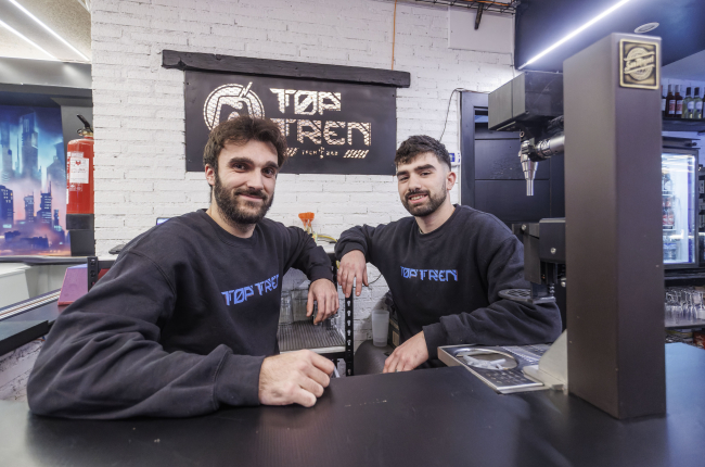 Así es el original bar de Burgos que fusiona robótica y tecnología con ...