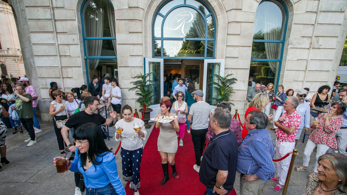 Revive el Polisón, pero ahora se llama Riviera