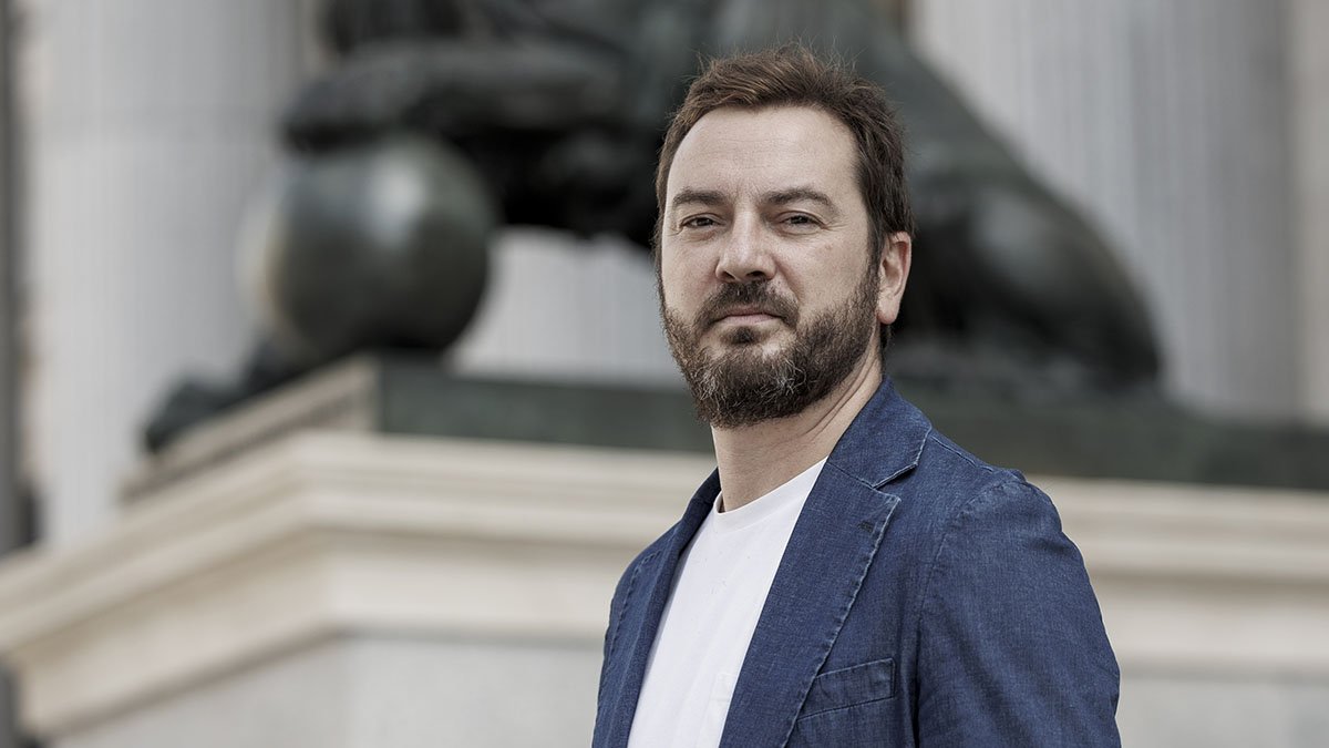 Jorge Bustos presenta en Burgos ‘Casi’, un retrato sobre la exclusión y ...