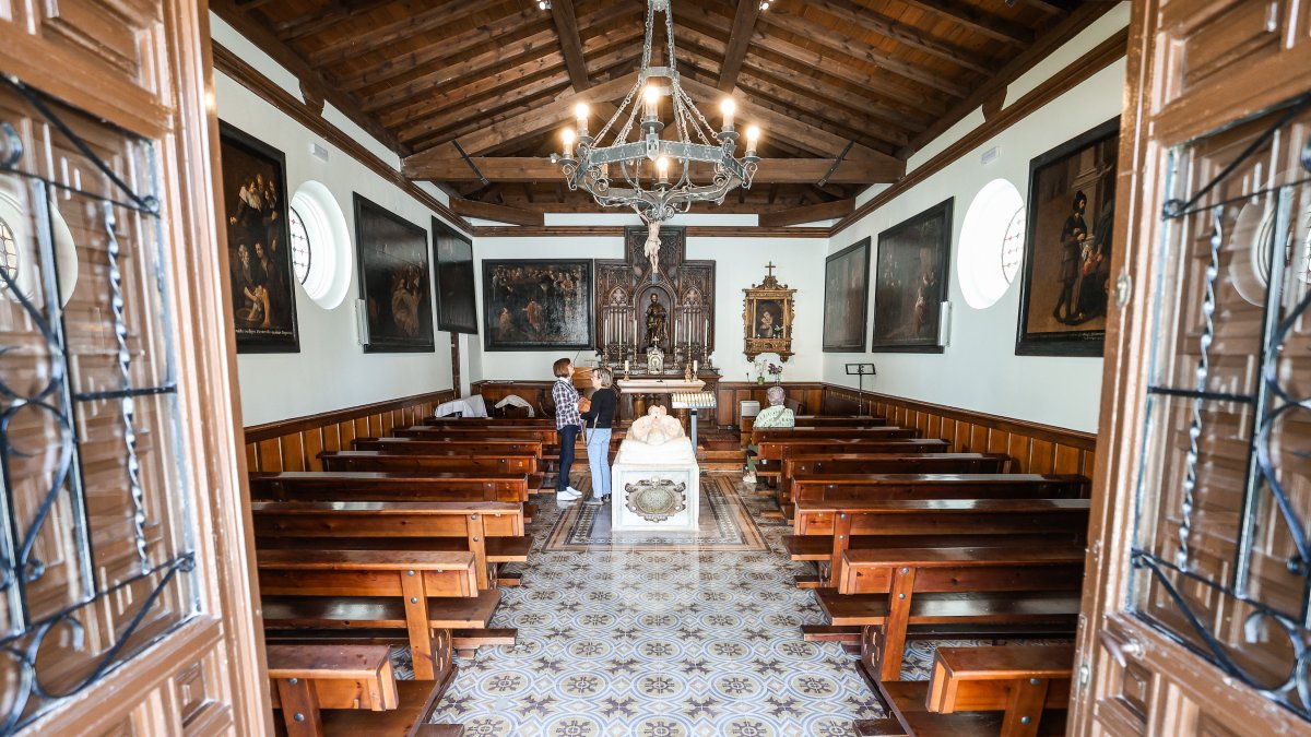 Así ha sido el primer día de puertas abiertas de la ermita de San Amaro ...