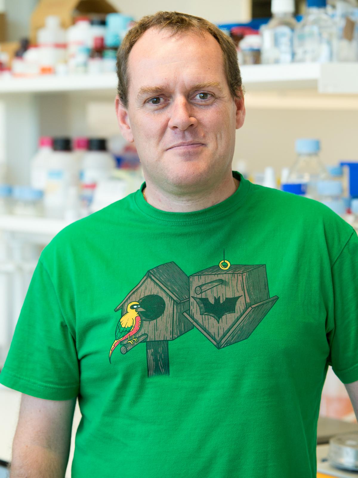 Diego Clemente promete una «visión científica» sobre el orgullo de ser ...