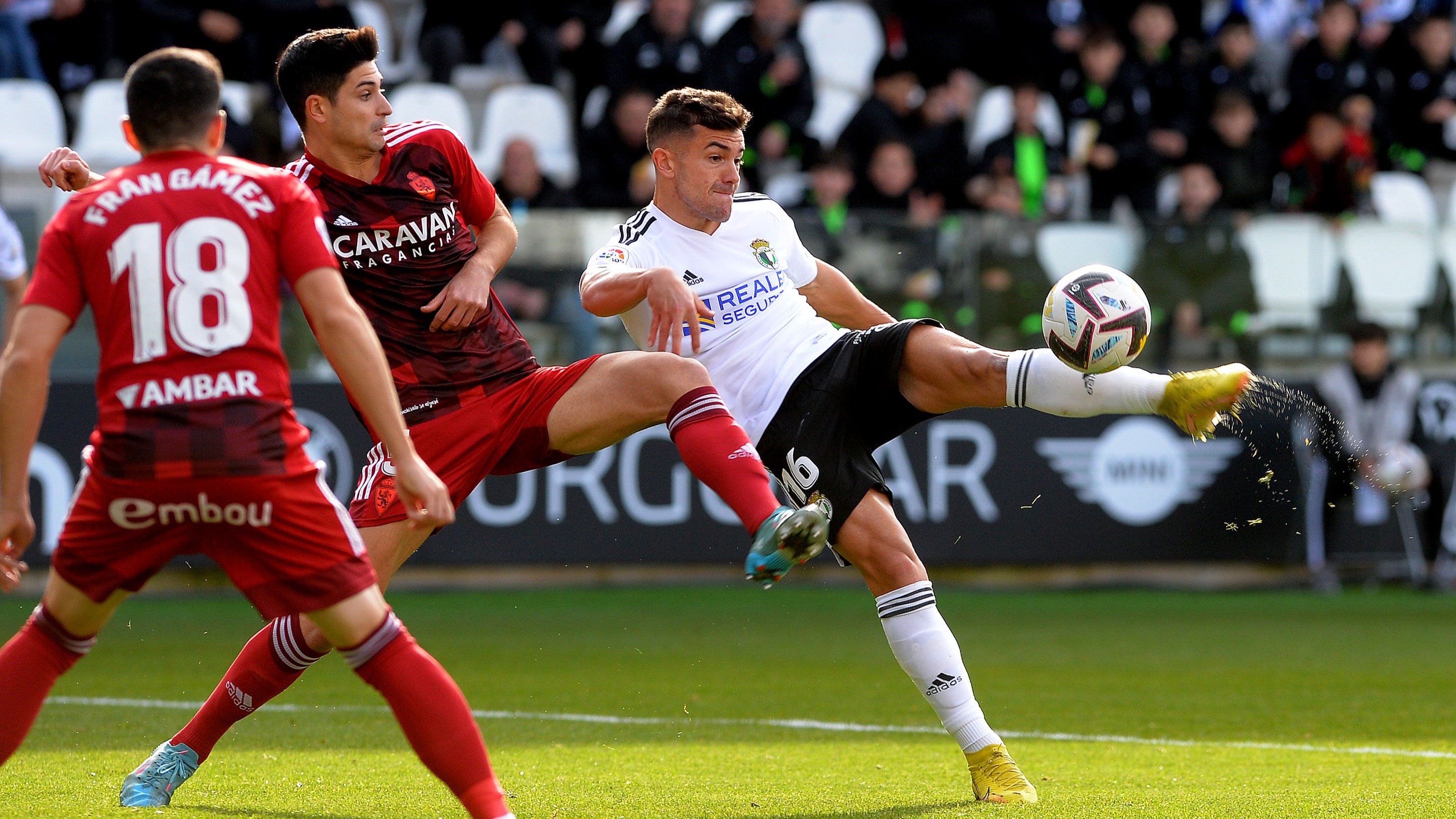 Curro Sánchez rescata al Burgos CF en el descuento