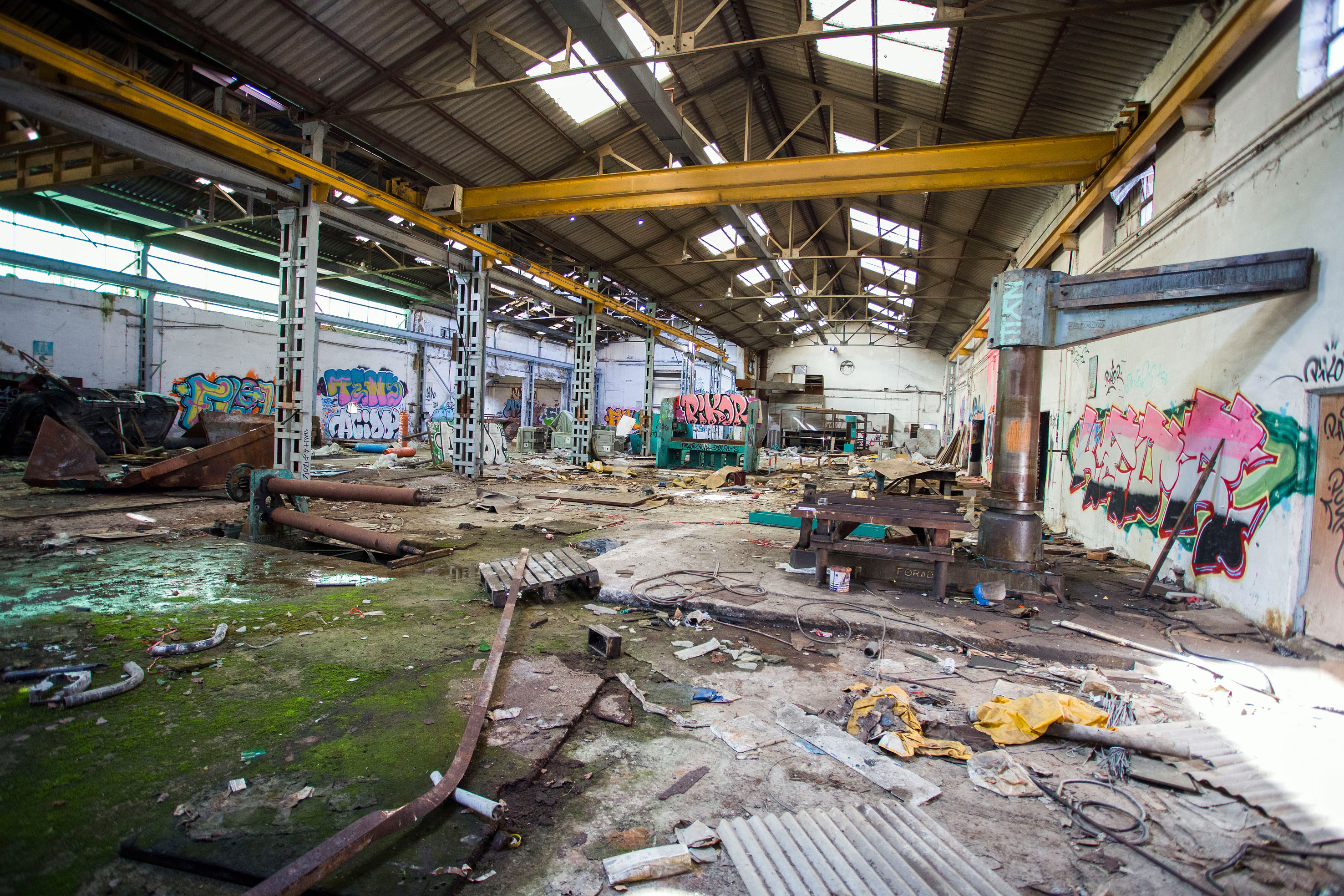 LIcencias apremia el derribo de la antigua Mifer