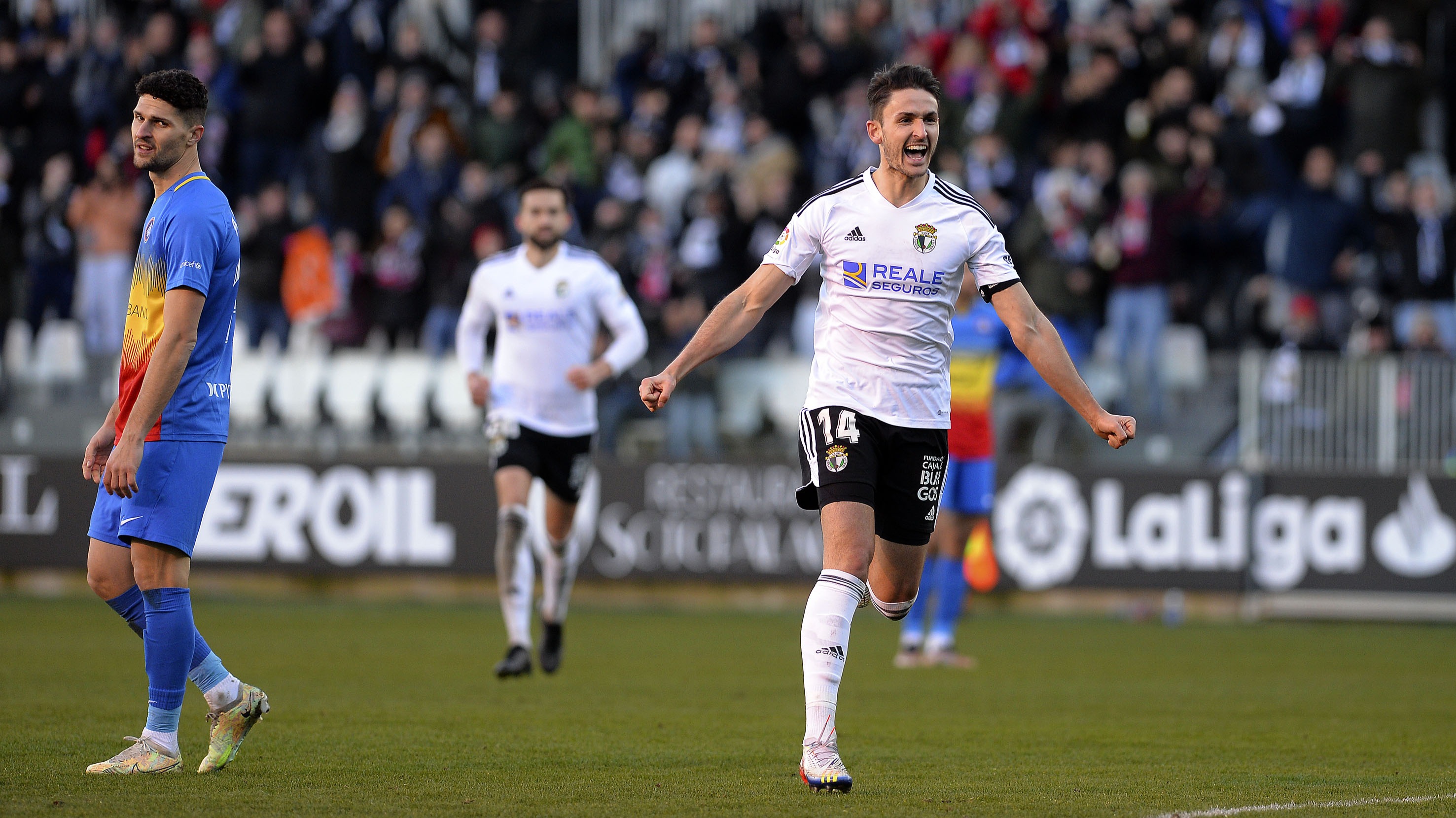 Julián Calero le gana la partida a Eder Sarabia