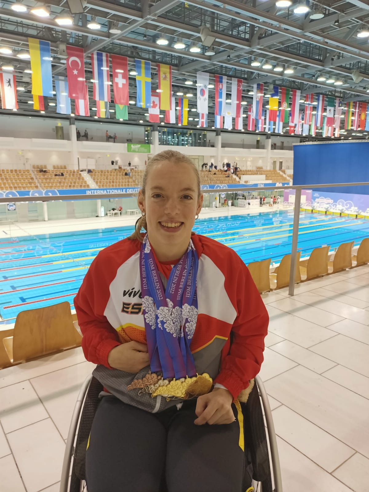 NATACIÓN: La burgalesa Marta Fernández bate el récord de los 50 metros ...