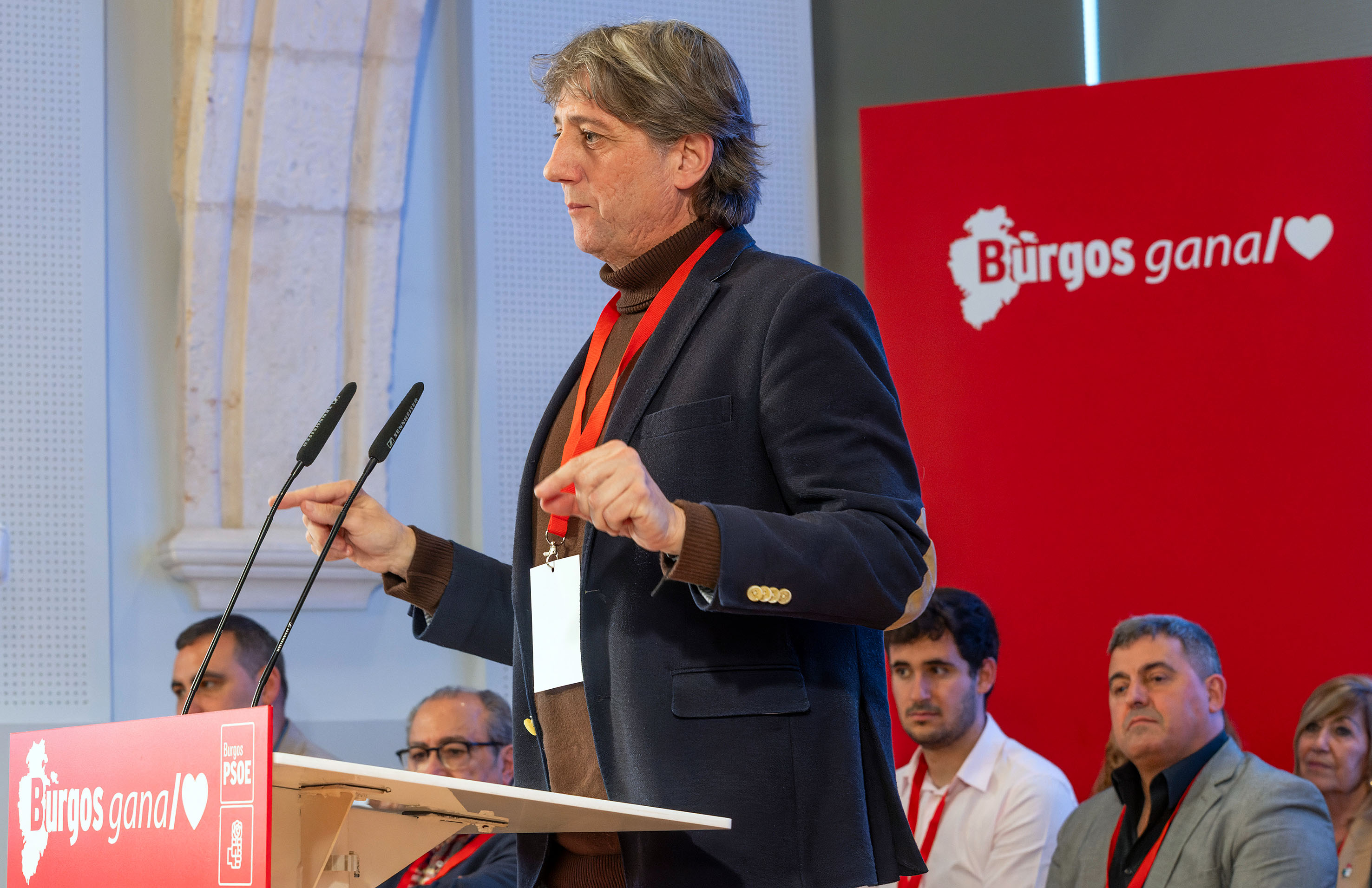 Carlos Martínez agradece el trabajo de Ander Gil por la ciudadanía de ...